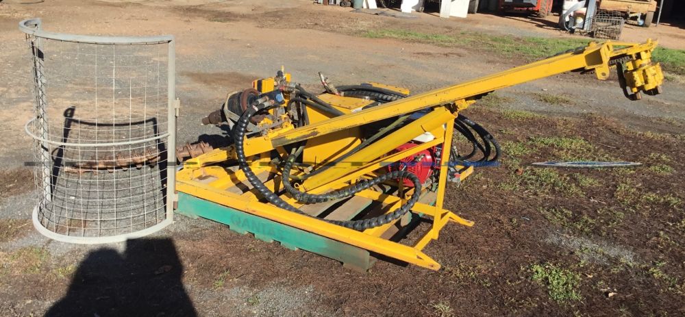 Proline post hole digger store